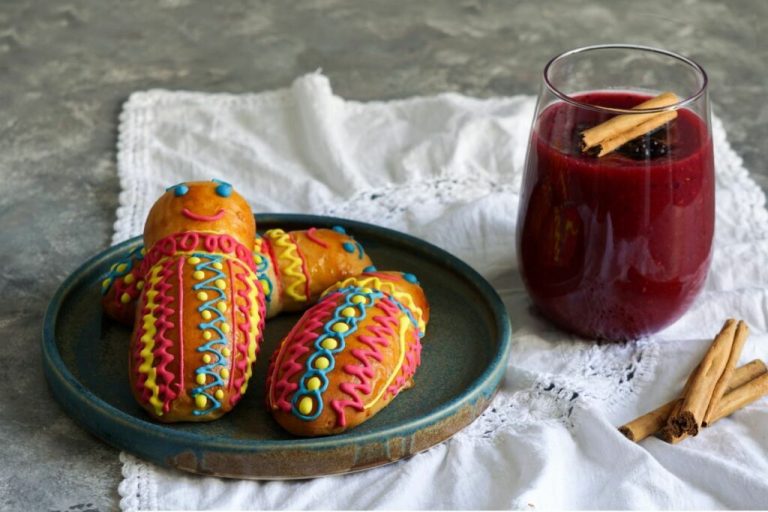 La colada morada conquista a nuevas generaciones: 87% de ecuatorianos ...